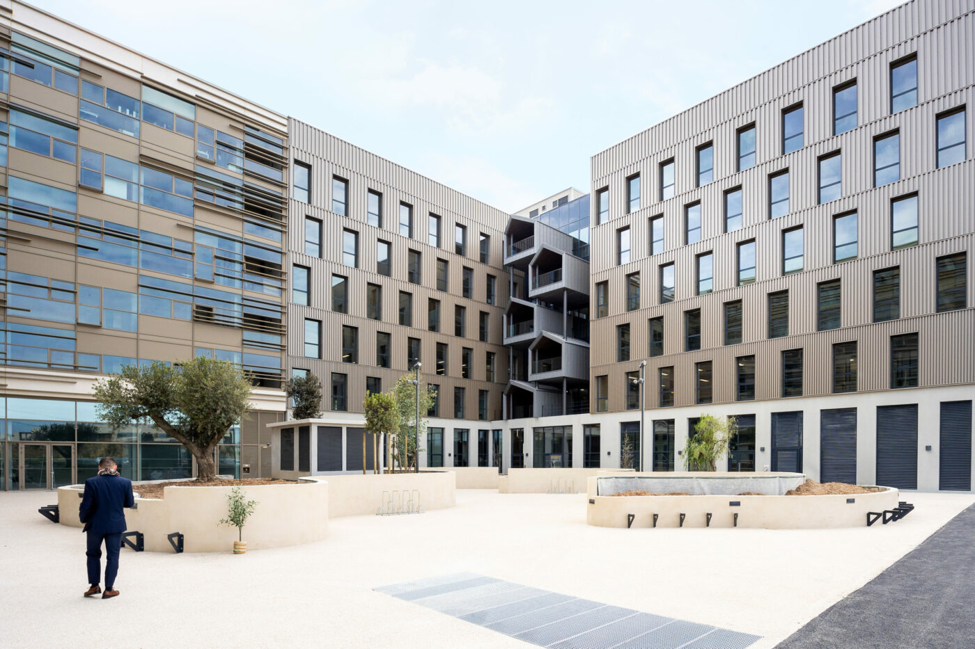Cambaceres Office Building - Architecturestudio